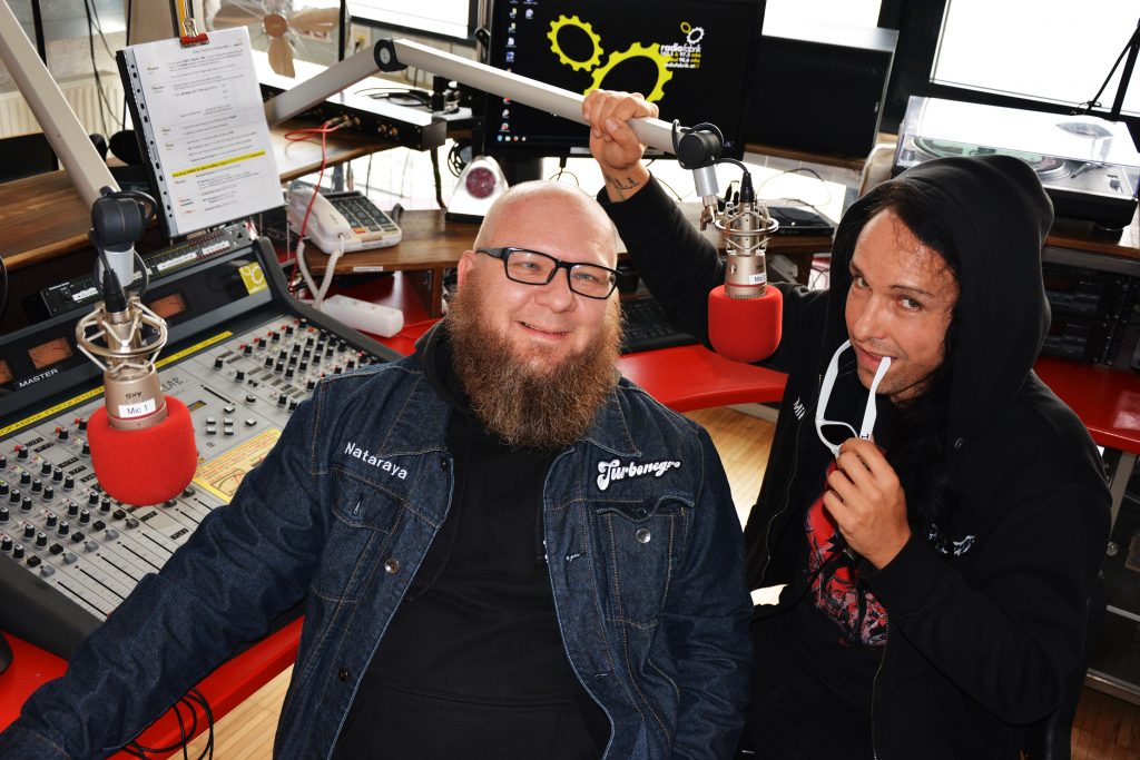 FabrikantInnen vorgestellt: TALK2MUCH & TURBO-RADIO - Radiofabrik