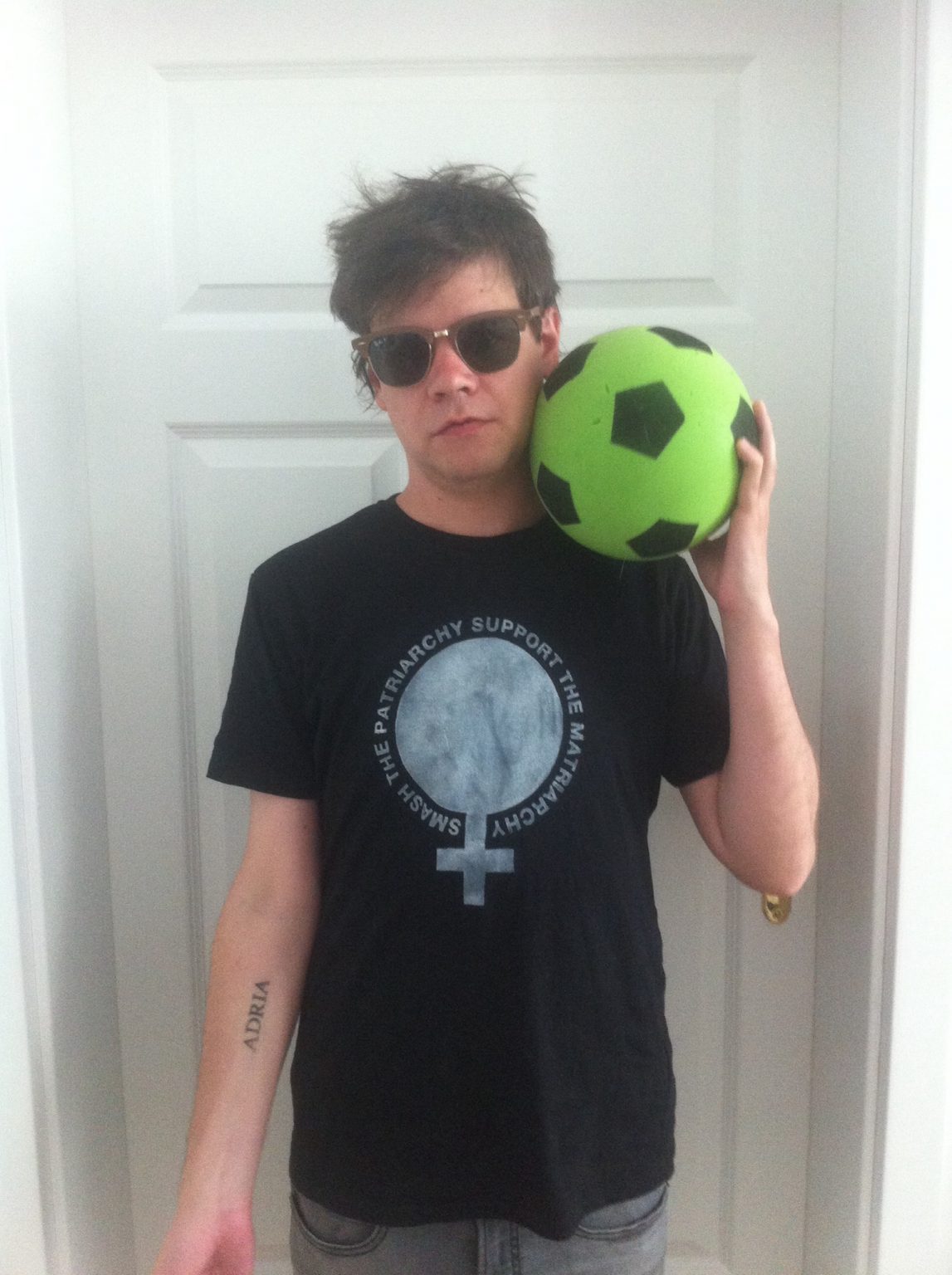 Artarium: In Nino veritas - Radiofabrik