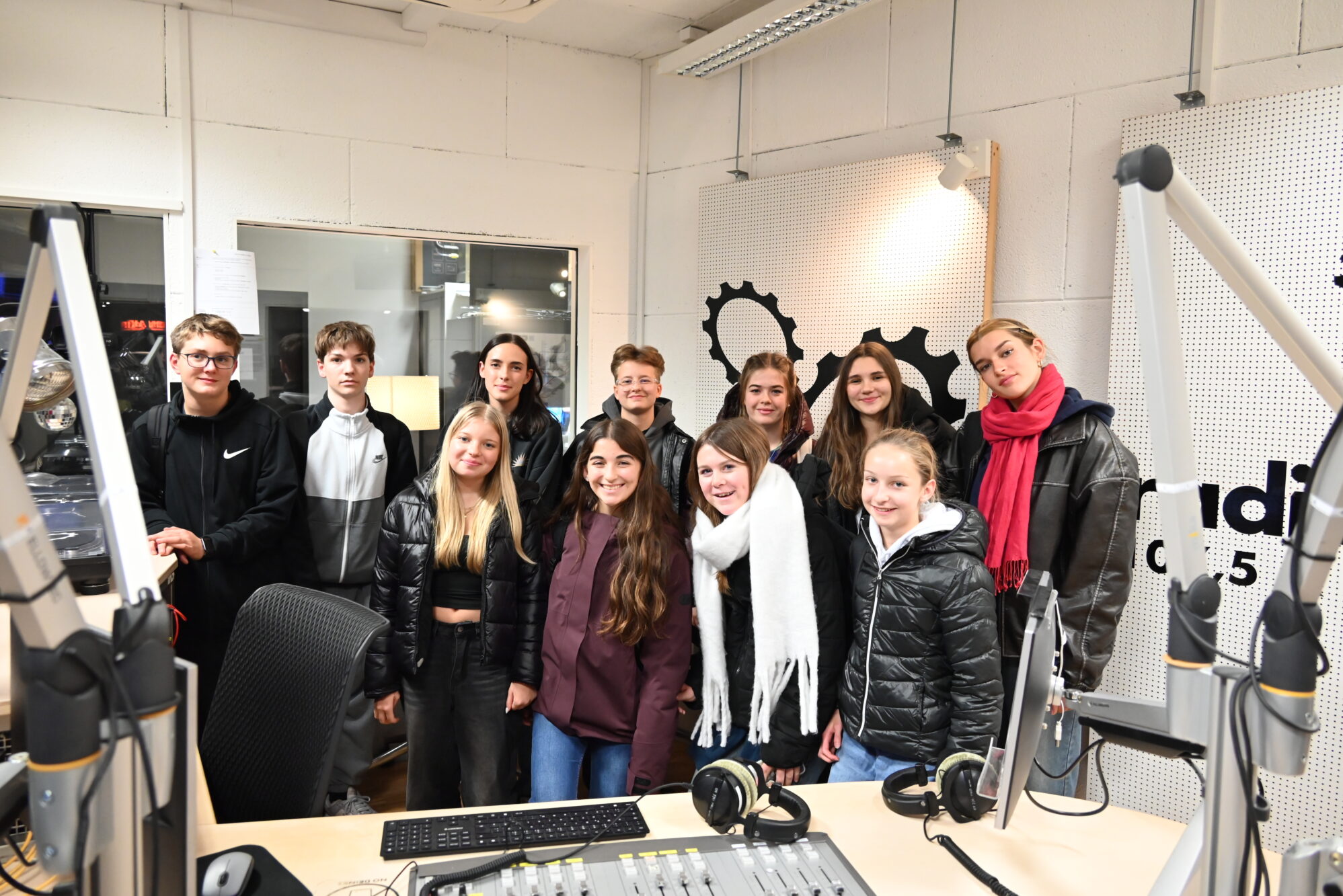 Die dunkle Seite Hollywoods - Radiofabrik